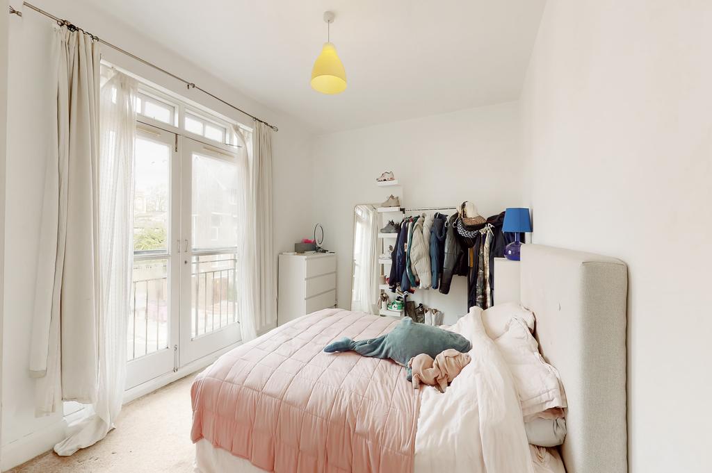 bath-house-london-e2-2-bed-apartment-2-000-pcm-462-pw