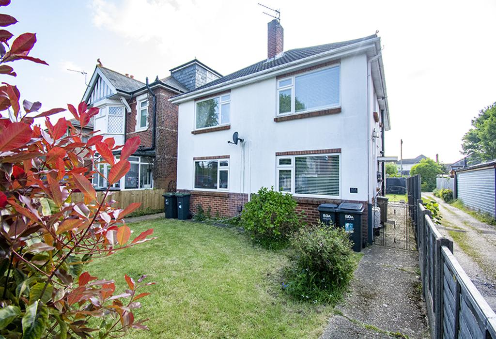2 Double Bedroom Ground Floor Flat -... 2 bed flat - £260,000