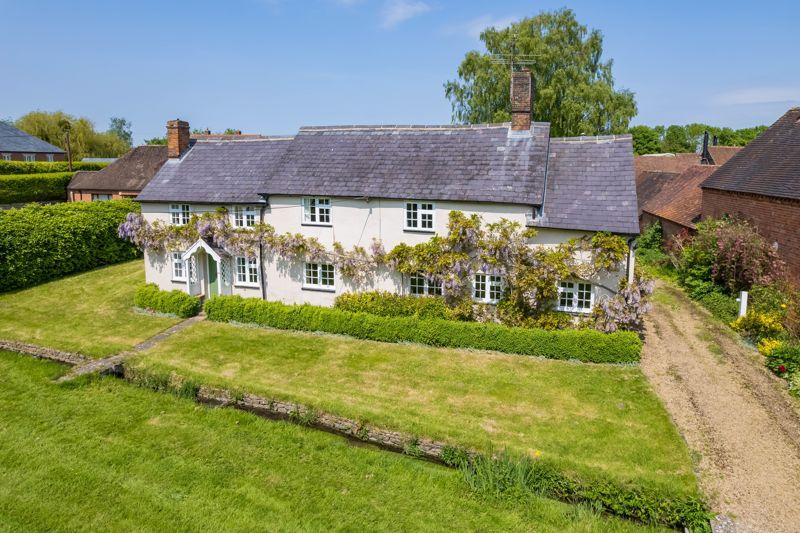 The Green, Steventon 5 bed house - £900,000