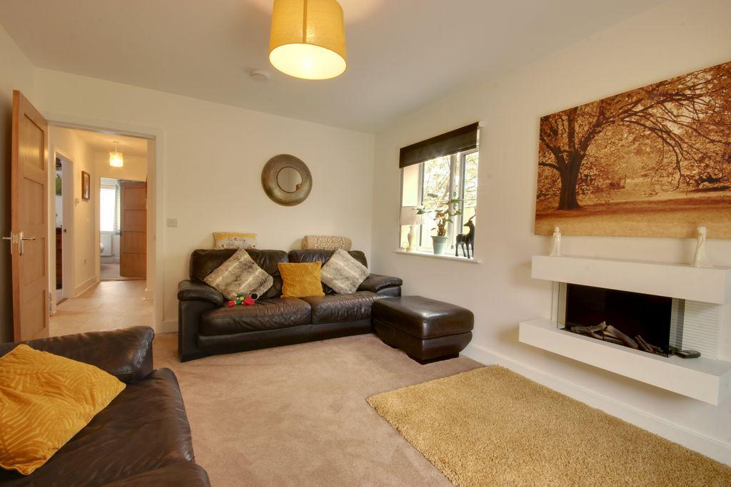 Main Street, Beeford, Driffield YO25 8AZ 3 bed detached bungalow - £300,000