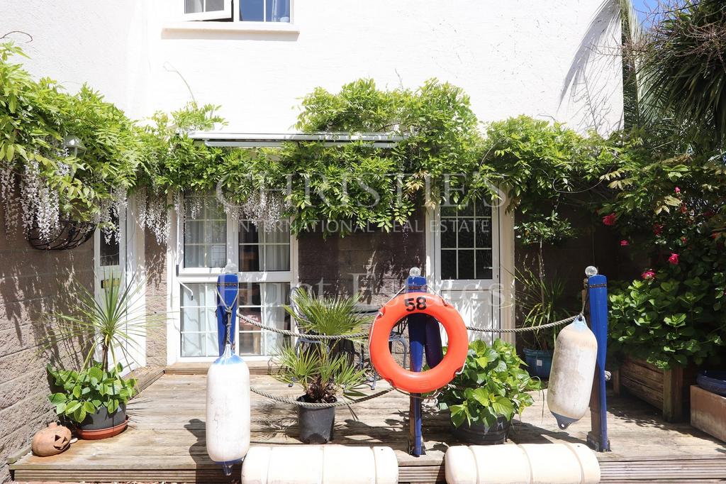 Don Farm, La Route Des Quennevais, St. Brelade, Jersey. JE3 8GA 4 bed ...