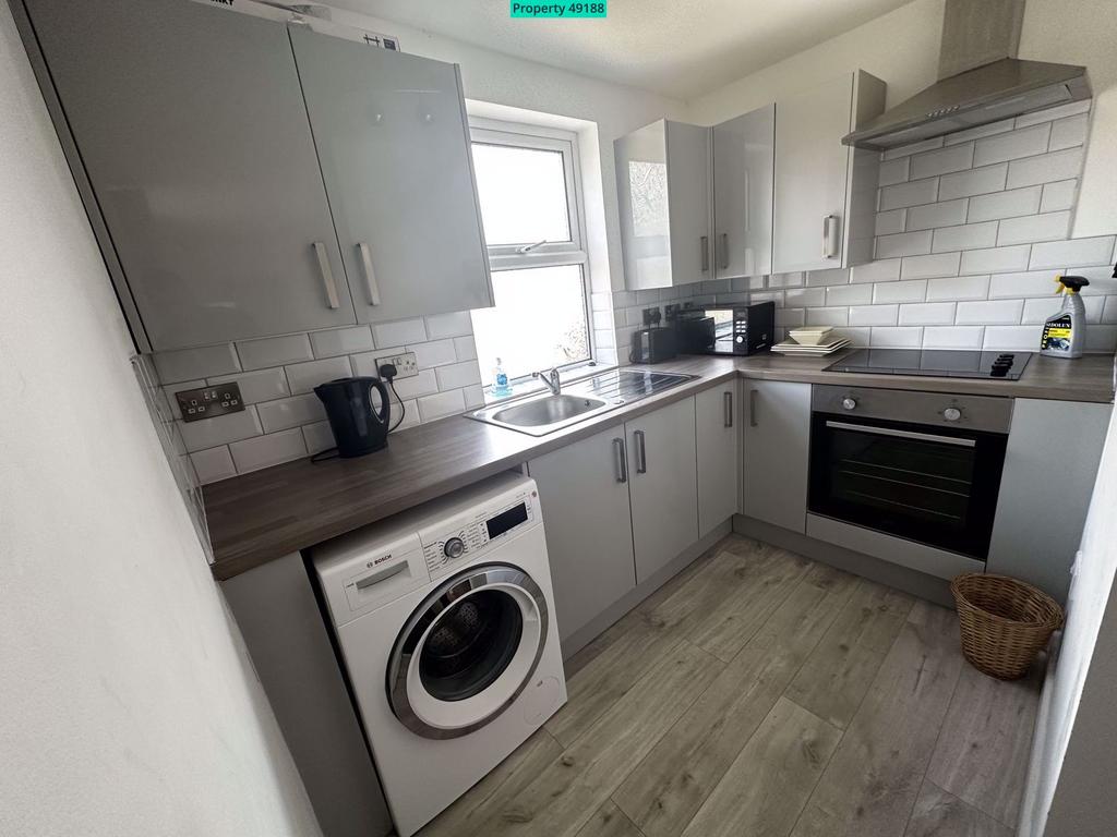 Flat 2 49 Gregory Boulevard Studio 650 Pcm 150 Pw 