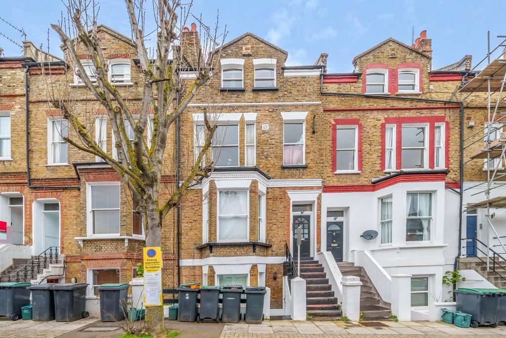 Northwood Road, Highgate 2 bed flat - £515,000