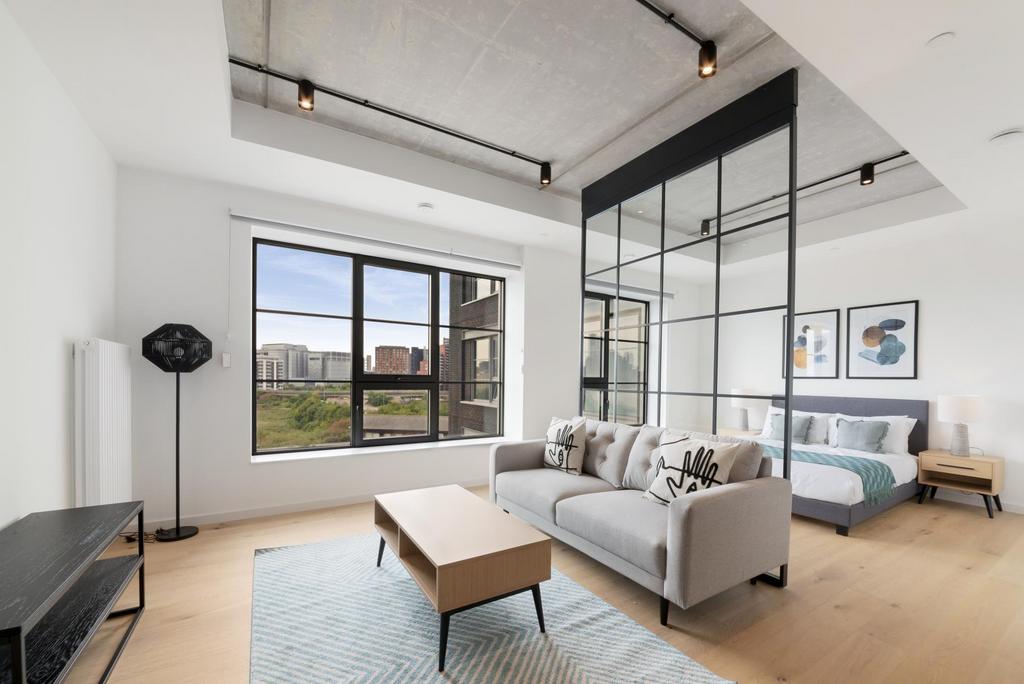 Douglass Tower, Goodluck Hope... Studio - £1,863 pcm (£430 pw)