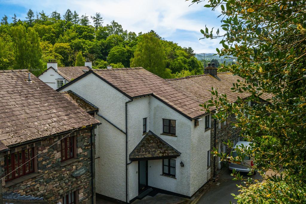 2 Kirkstone Court, Fair View Road, Ambleside, Cumbria, LA22 9EB 2 bed ...