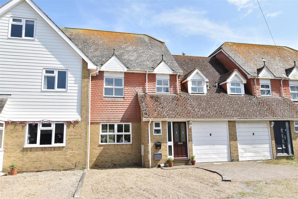 Martello Place, Rye Harbour, Rye 4 bed terraced house for sale - £550,000