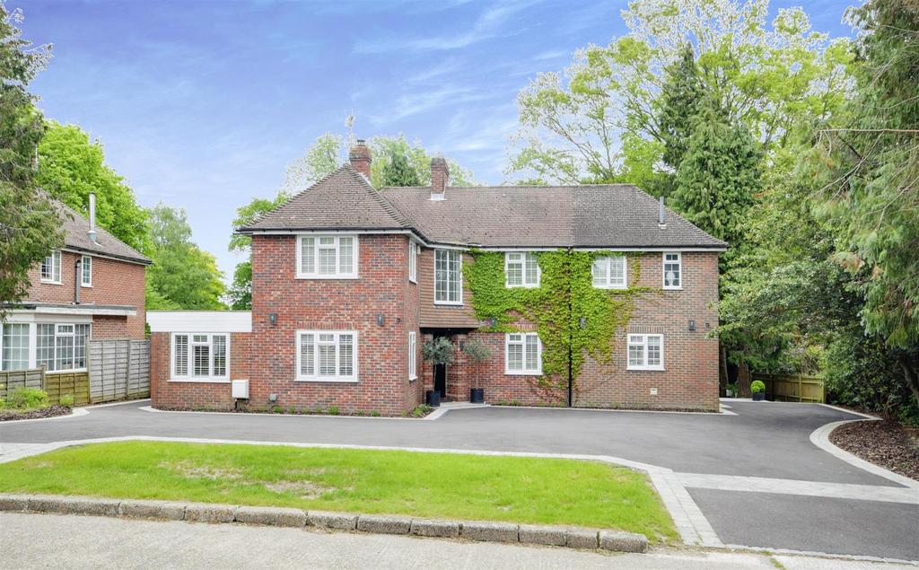 Baldslow Down, St. Leonards-On-Sea 4 bed detached house for sale - £700,000