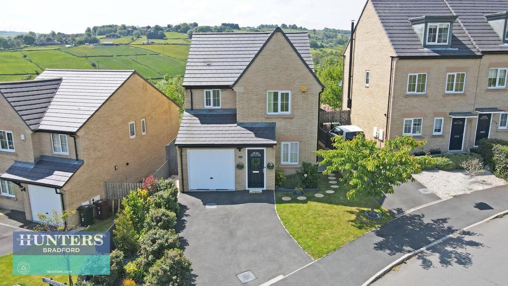 Beck Bridge Lane, Allerton, Bradford, BD15 8HE 3 bed detached house for ...