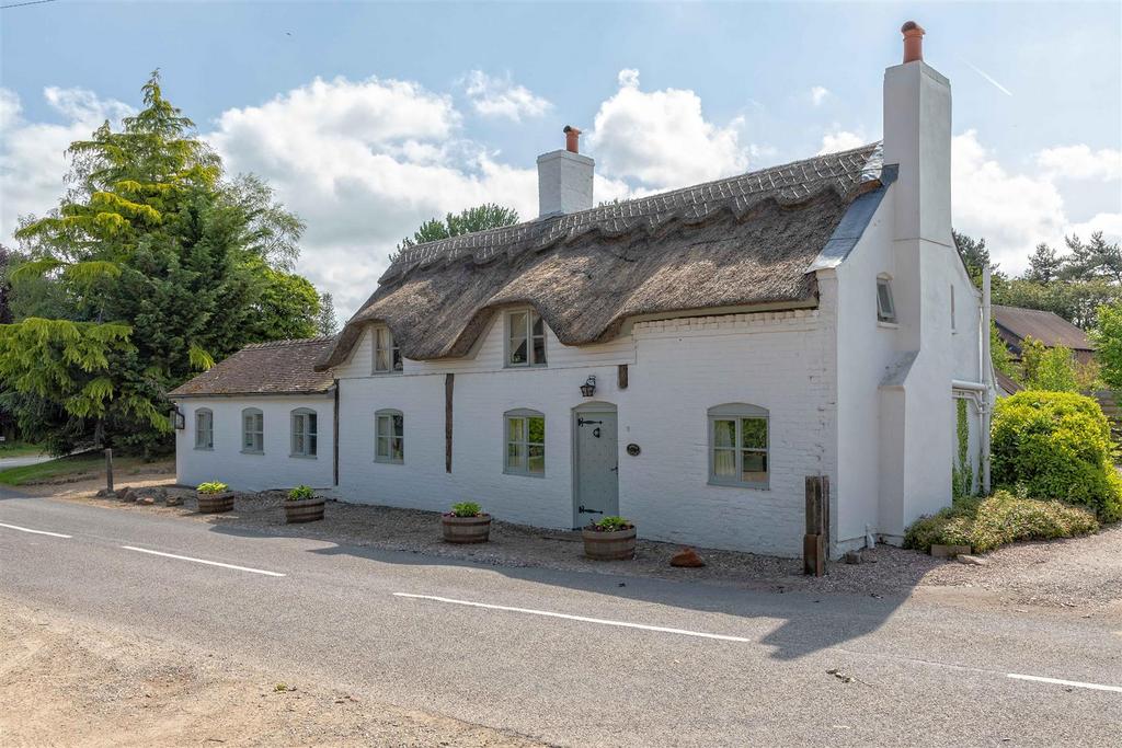 Rowan Cottage, Loppington, Shrewsbury, SY4 5ST 4 bed detached house for ...