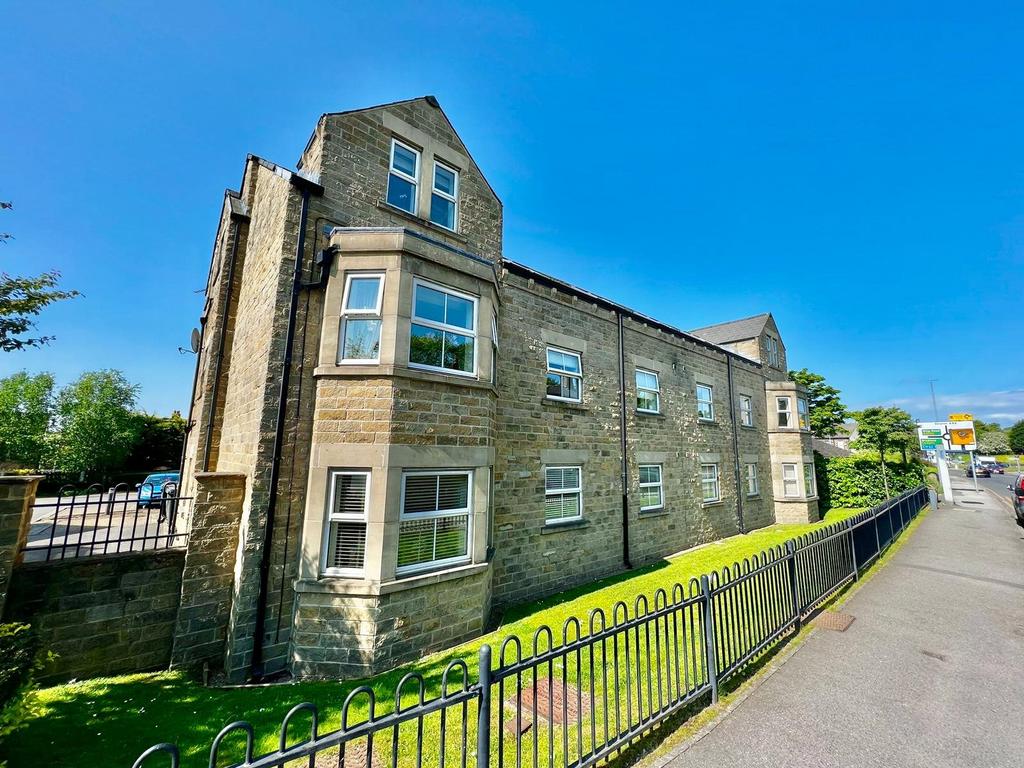 Manor Fold, Horsforth, Leeds, LS18 2 bed flat - £1,150 pcm (£265 pw)