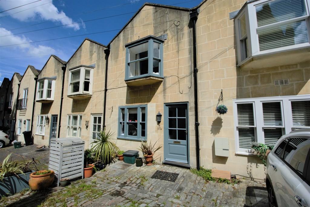Sydney Mews, Bath 2 bed mews - £1,600 pcm (£369 pw)