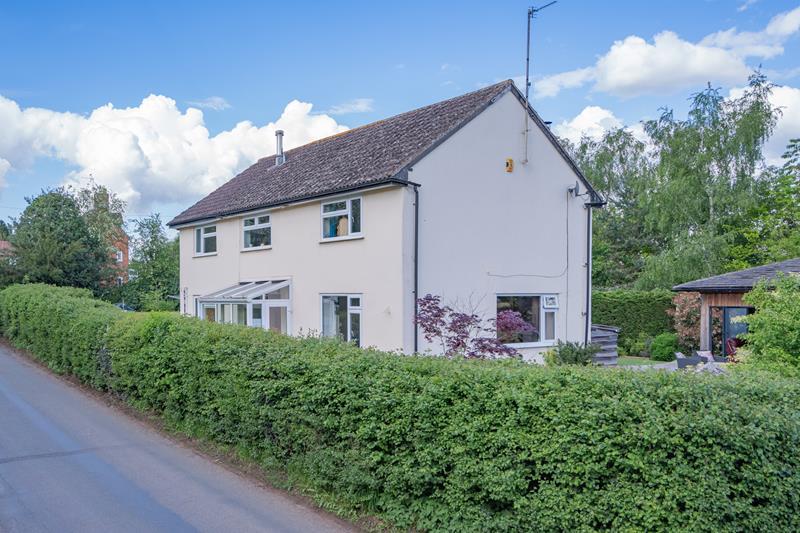 Plumtree Cottage, Littleford, Newent... 4 bed cottage - £650,000
