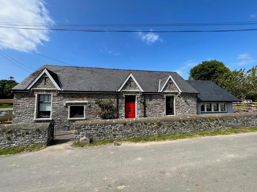 Talsarn, Lampeter, SA48 4 bed detached house for sale - £390,000
