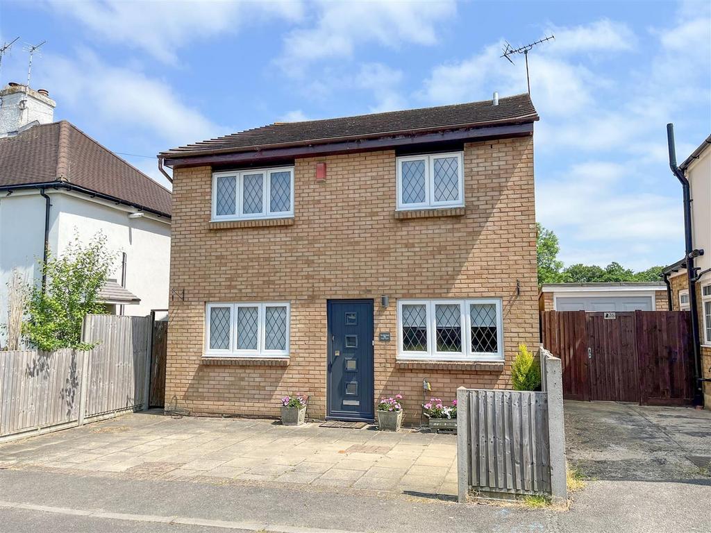 Windmill Street, Bushey Heath, Bushey 3 bed detached house - £795,000