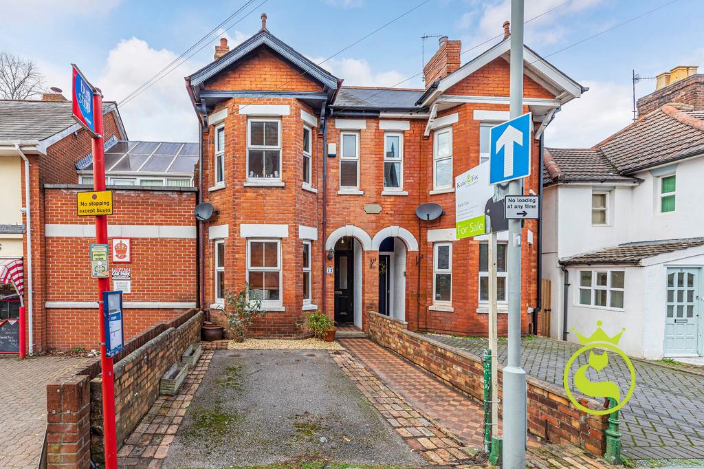 Poole, Poole BH14 2 bed semi-detached house for sale - £400,000