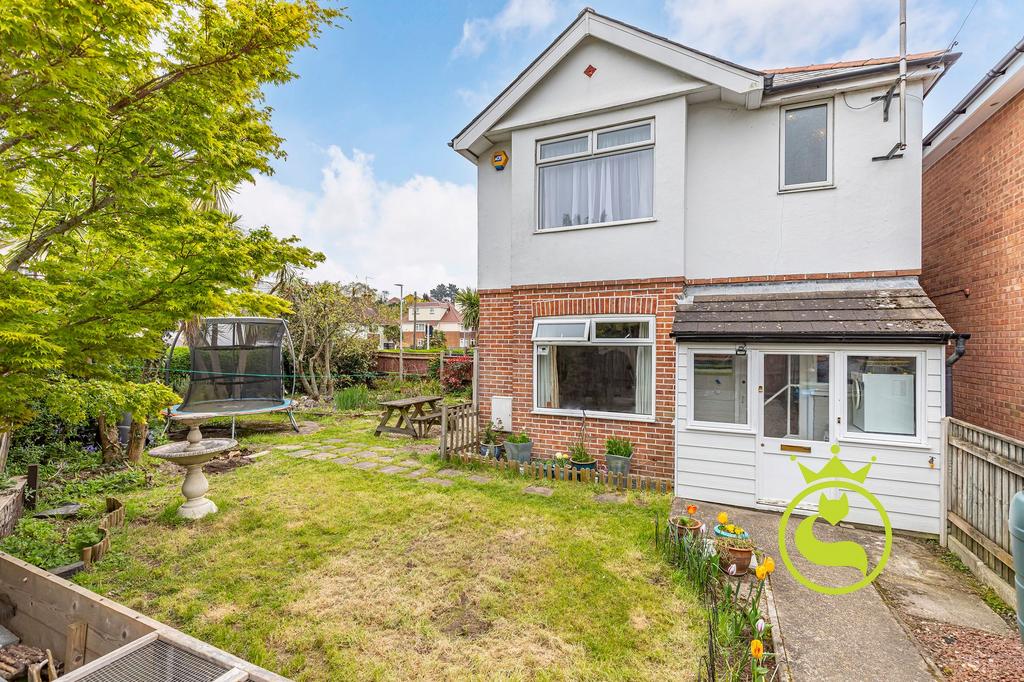 1 Guest Avenue, Poole BH12 2 bed apartment for sale - £220,000