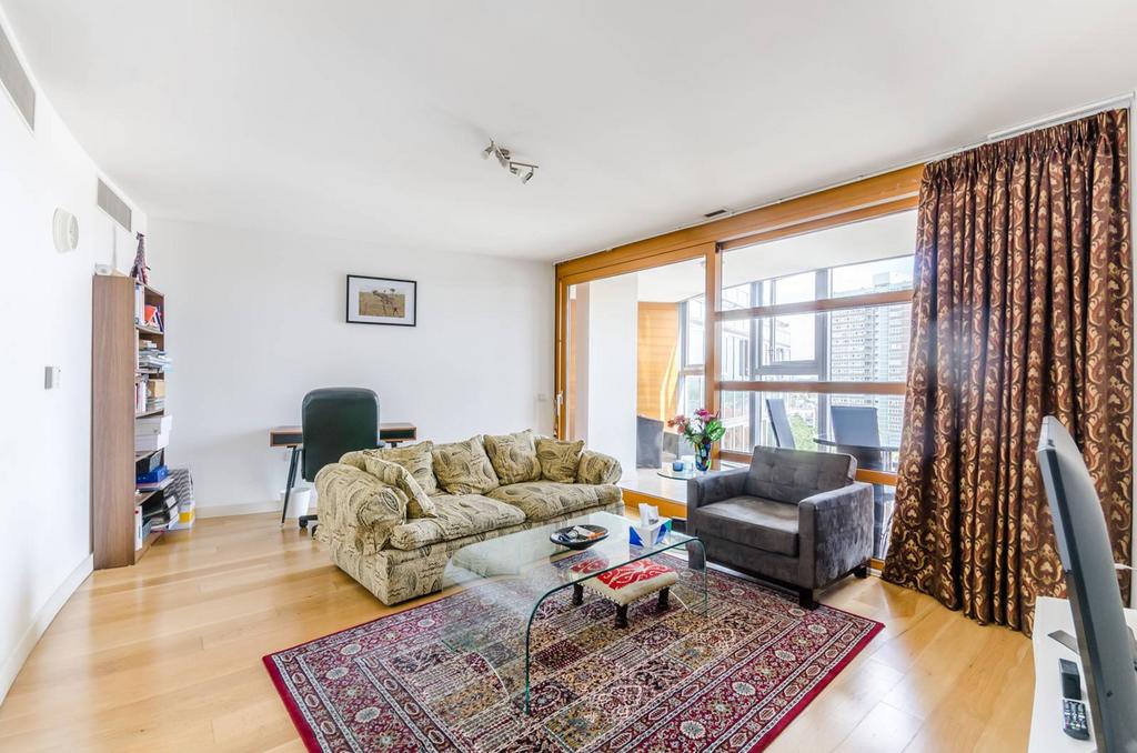 Falcon Wharf, Battersea, London, SW11 1 bed flat - £2,384 pcm (£550 pw)