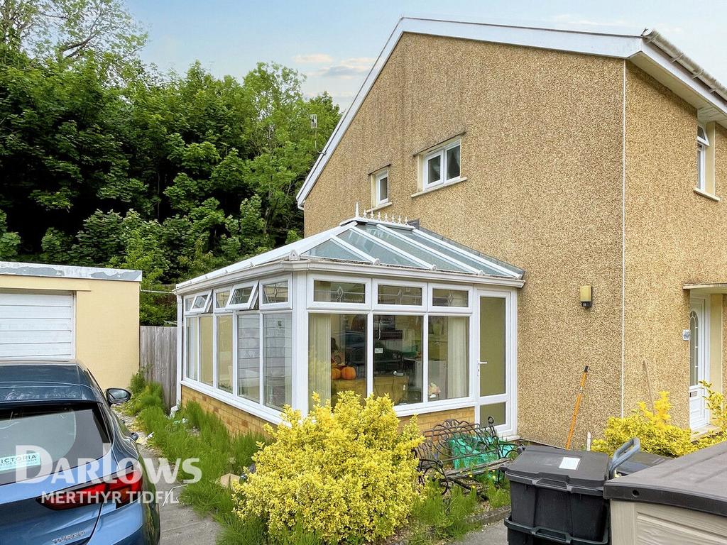 Pantglas Fawr, Aberfan, Merthyr Tydfil 3 bed semi-detached house for ...