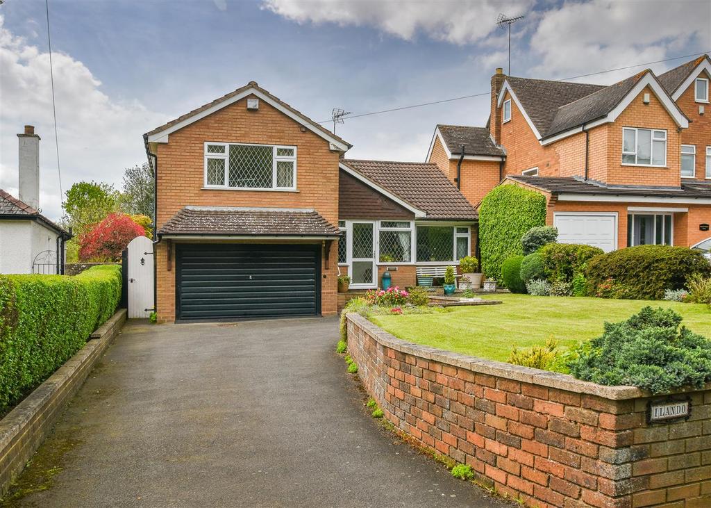 Stourbridge Road, Wombourne... 3 bed detached bungalow - £425,000
