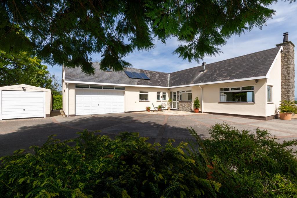 Marianglas, Isle Of Anglesey, LL73 4 bed bungalow for sale - £725,000