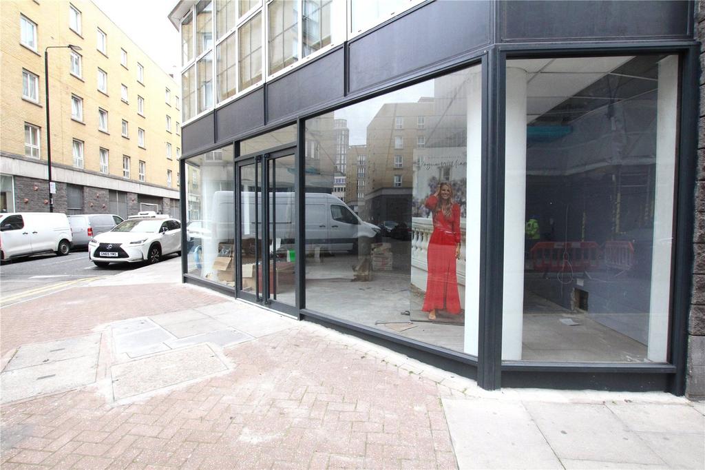 Plumbers Row, London, E1 Shop - £2,167 pcm (£500 pw)