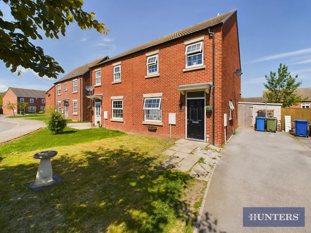 Mill Meadows Lane, Filey 3 bed semi-detached house - £85,000