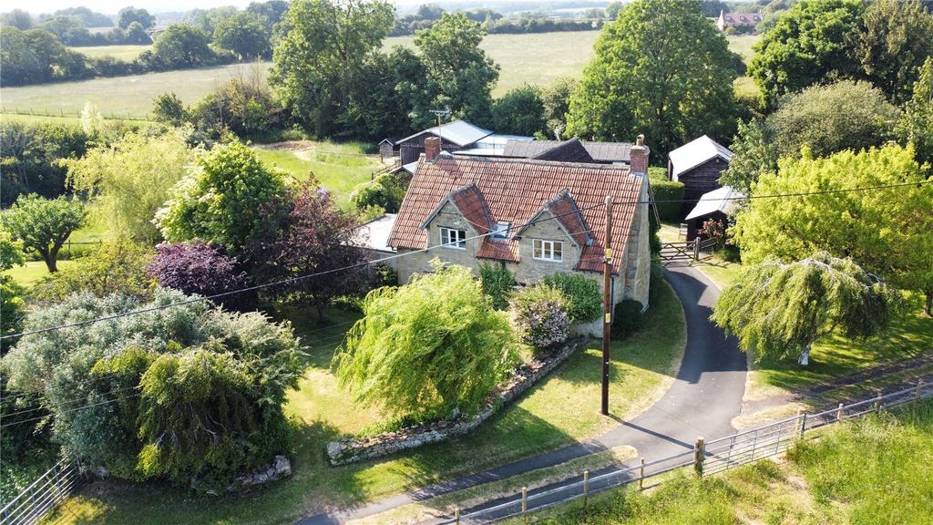 Upper South Wraxall, Bradford-on-Avon, Wiltshire, BA15 3 bed detached ...