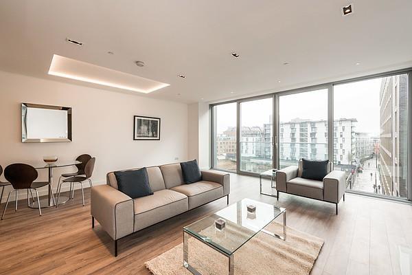 Satin House, Piazza Walk, London, E1 2 bed flat - £4,117 pcm (£950 pw)