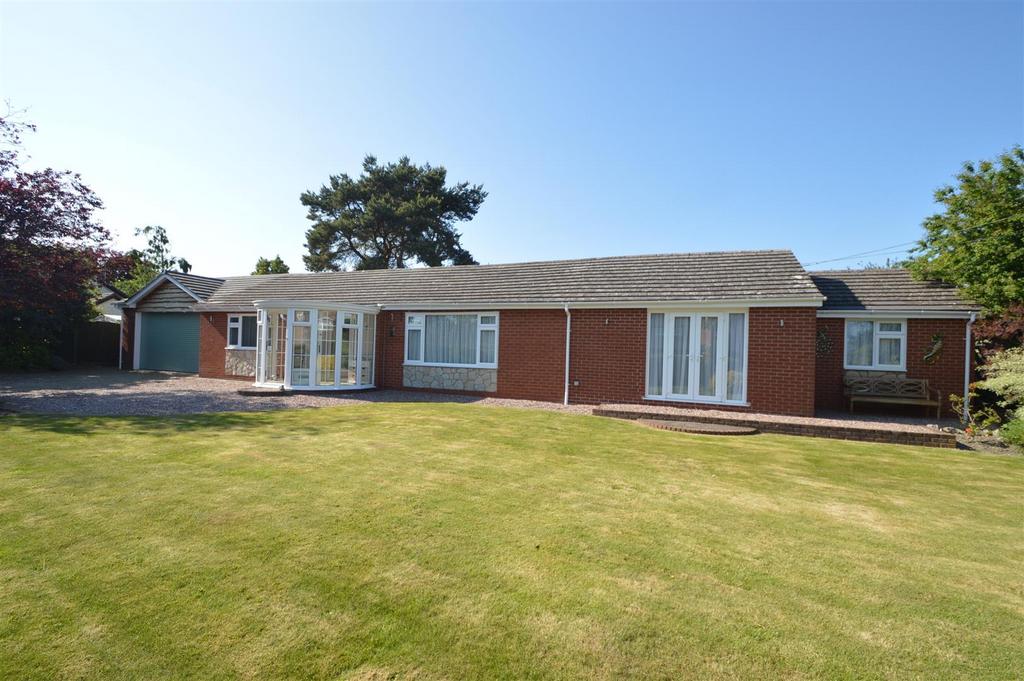 Lyncrest, Preston Gubbals Road... 3 bed detached bungalow - £500,000