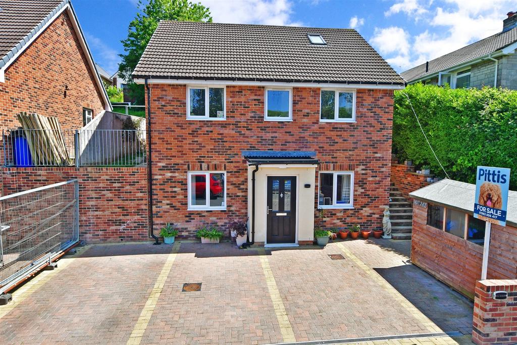 Worsley Drive, Wroxall, Ventnor, Isle of Wight 4 bed detached house for ...