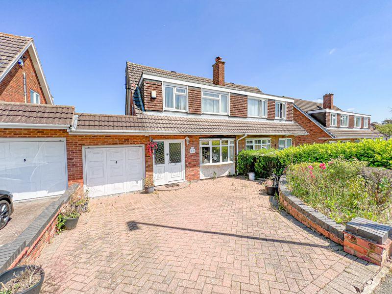 Aldridge Road, Streetly, Sutton... 3 bed semi-detached house - £315,000
