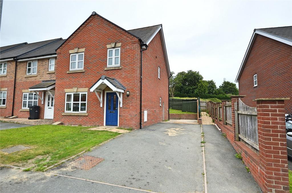 Meadow View, Newtown, Powys, SY16 3 bed end of terrace house - £210,000