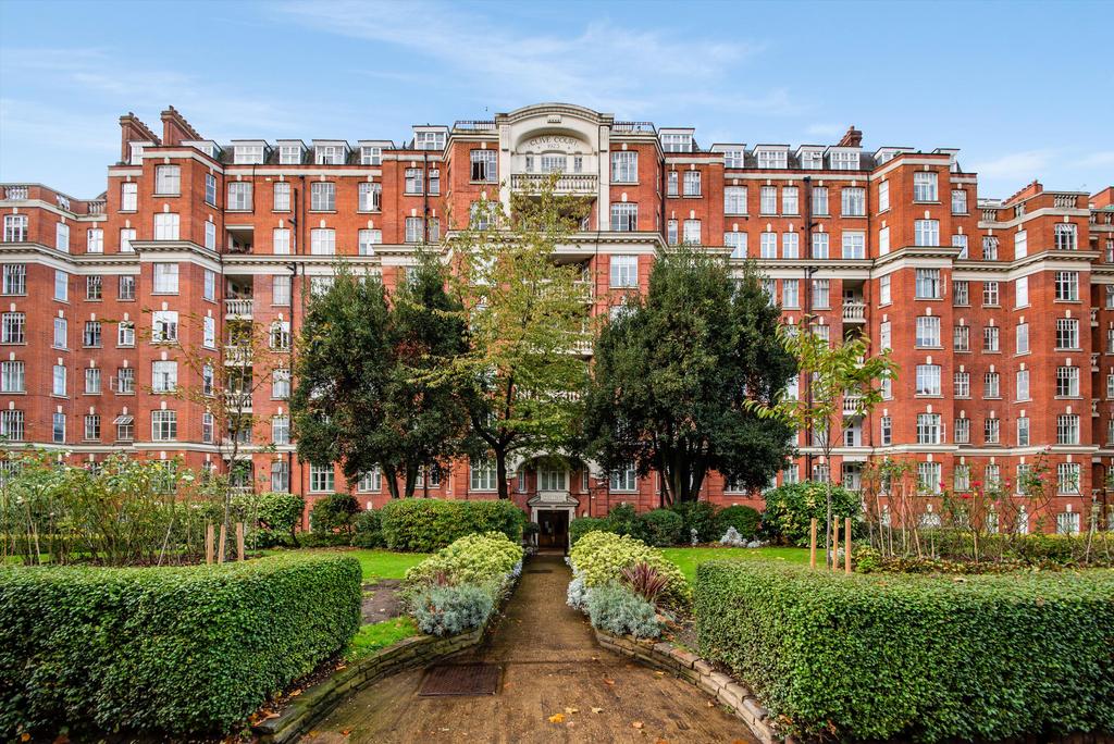 Clive Court, Maida Vale, London, W9 3 bed flat - £4,996 pcm (£1,153 pw)