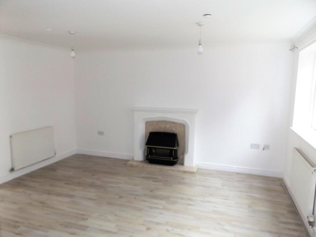 Parkfield Colliery, Wolverhampton WV4 3 bed detached house - £895 pcm ...