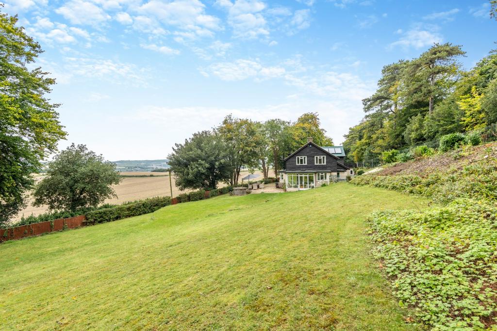 Pilgrims Way, Wouldham, Rochester, Kent 5 bed detached house for sale ...