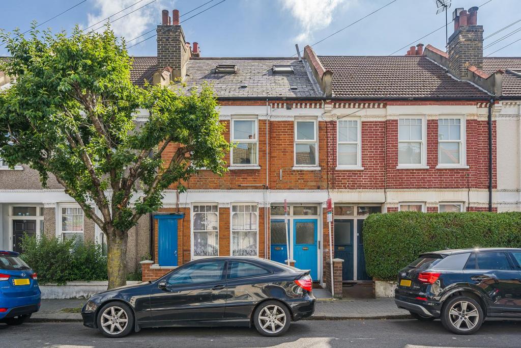 Coverton Road, Tooting 2 bed flat - £500,000