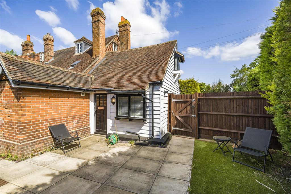 Westerham Road, Sevenoaks, Kent 1 bed end of terrace house for sale - £ ...