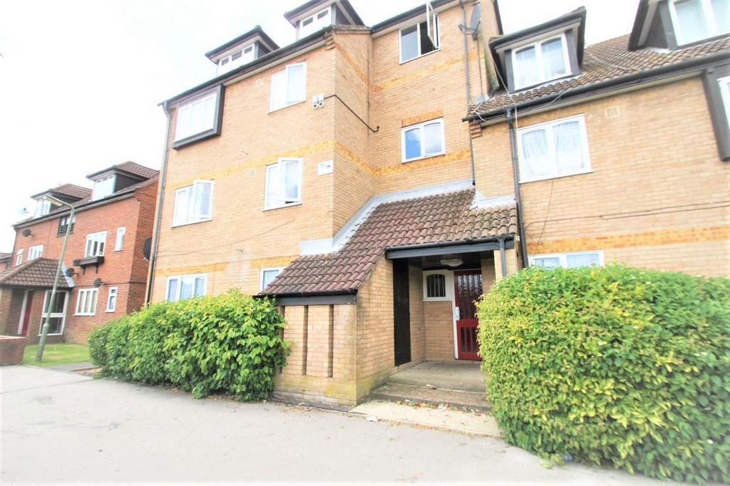 Springwood Crescent, Edgware HA8 1 bed flat - £189,950