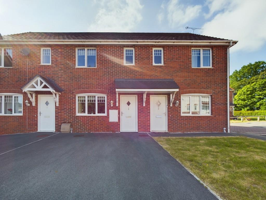 Troopers Close, Christleton, Chester 2 bed mews - £196,000