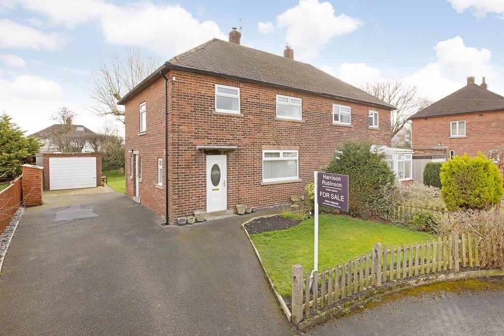 Hampshire Close, Ilkley LS29 3 bed semi-detached house for sale - £320,000