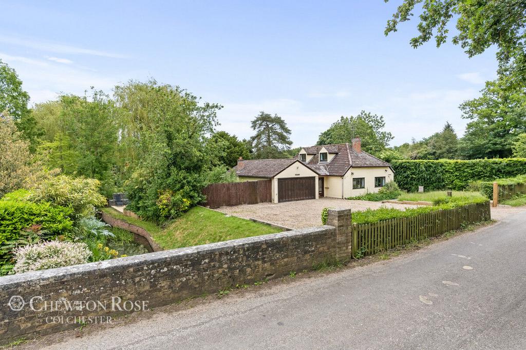 Mill Street, Polstead 5 bed chalet - £775,000