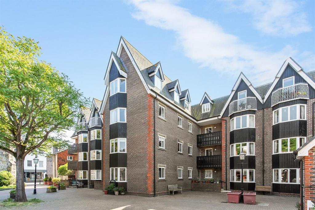 St Thomas Court, Cliffe High Street 1 bed retirement property for sale ...