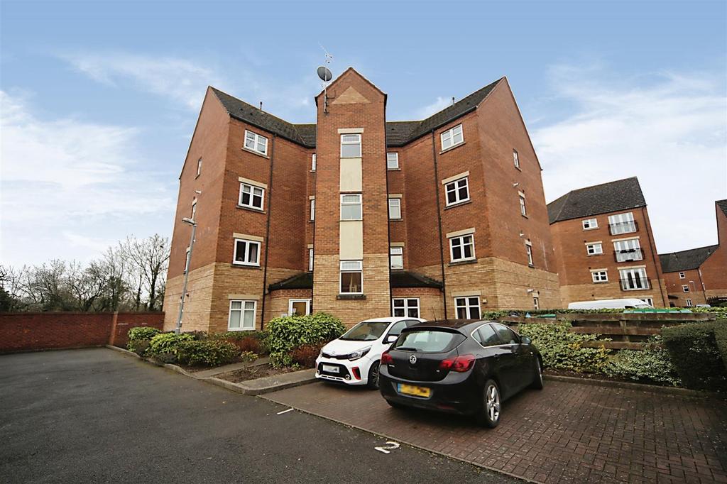 Alder Carr Close, Greenlands, Redditch 2 bed apartment for sale - £130,000