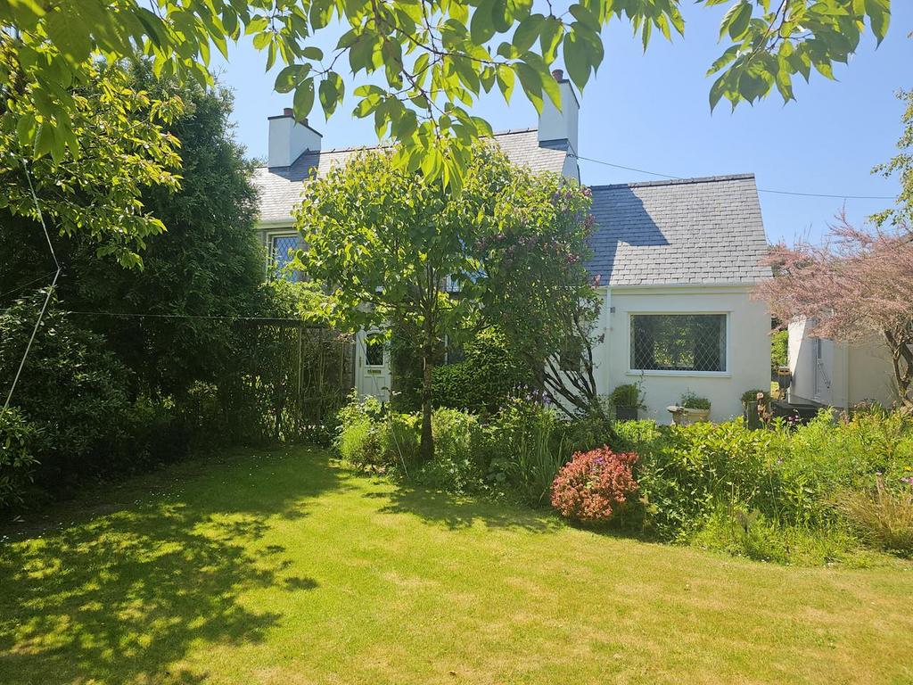 Marianglas 3 bed house for sale - £475,000