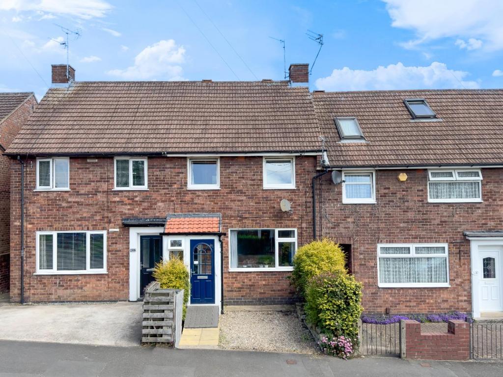 Chapelfields Road, York 3 bed townhouse - £220,000
