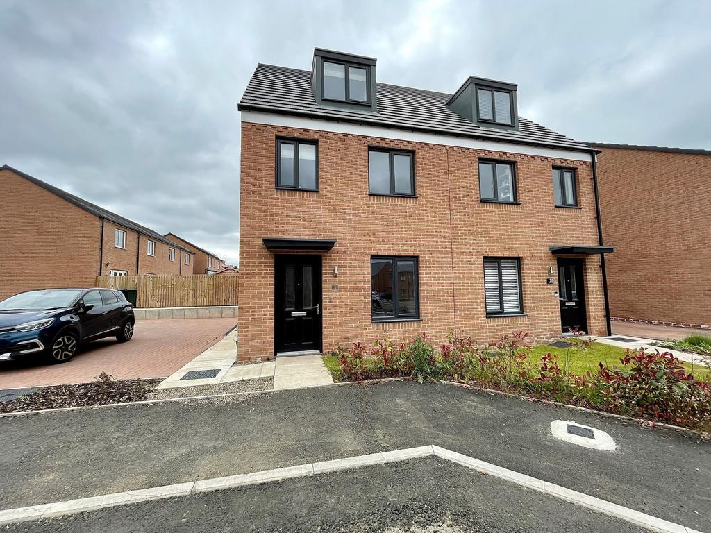 Red Kite Drive, Woolsington... 3 bed townhouse - £260,000