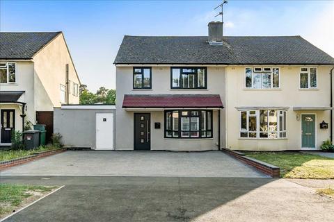 Houses for sale in Baughurst | OnTheMarket
