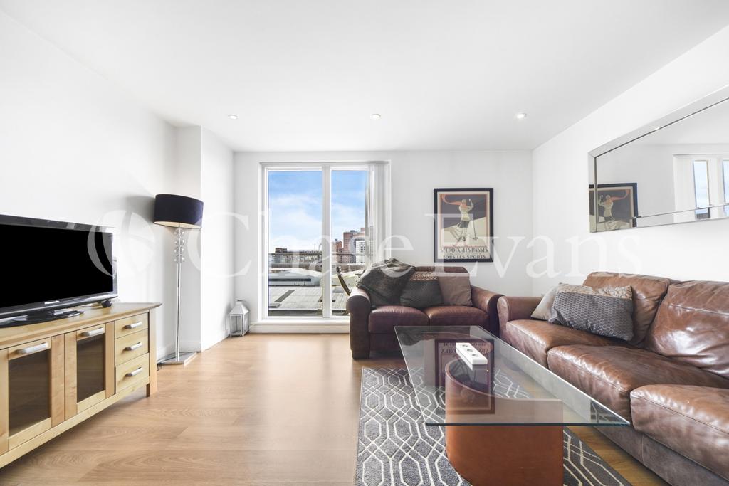 Seven Sea Gardens, Bow, E3 1 bed apartment - £365,000