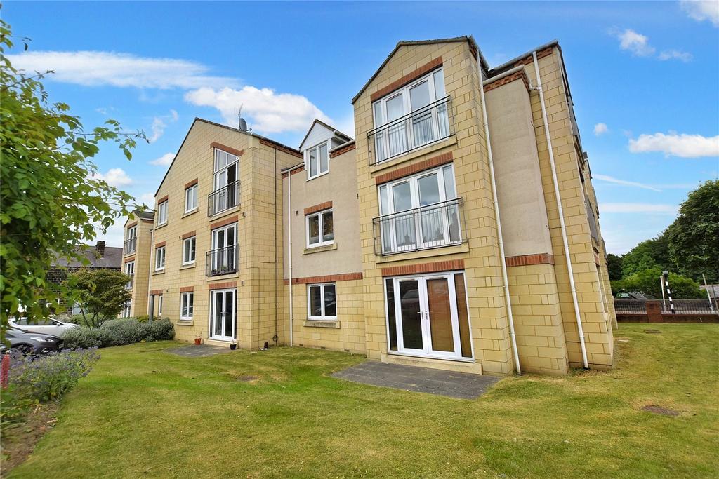 Flat 6, Woodside Court, Broadgate... 2 bed apartment - £165,000