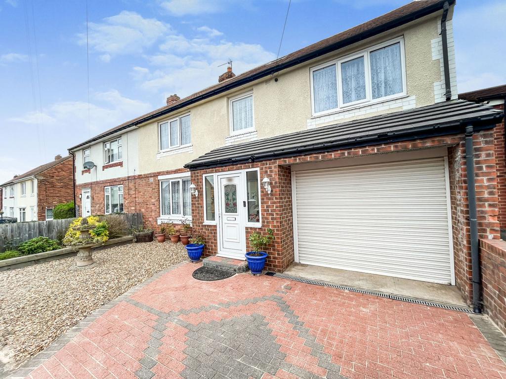 Wensleydale Avenue Penshaw Houghton Le Spring Tyne And Wear Dh4 7pb